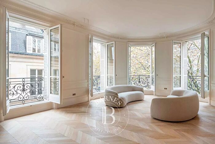 Appartement à vendre - Paris e , Invalides - 5 pièces - 3 chambres