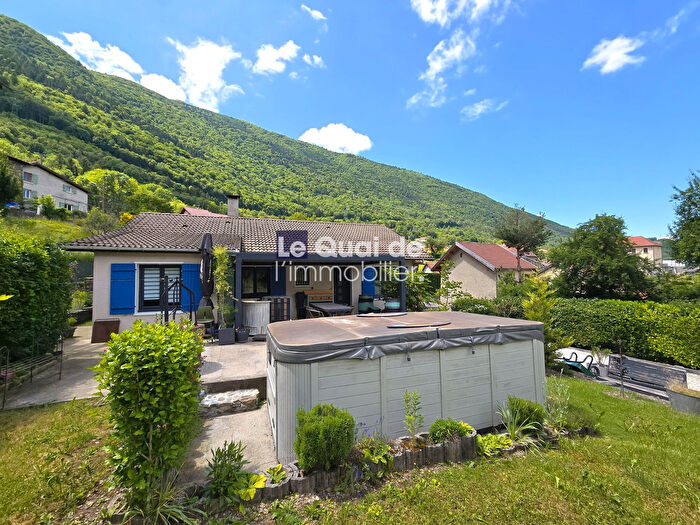 Maison 5 pièces à vendre à Saint-Pierre-de-Mésage
