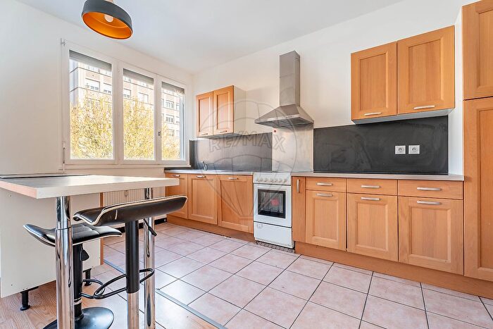Villefranche-sur-Saône, Centre-ville - Appartement 4 pièces à vendre