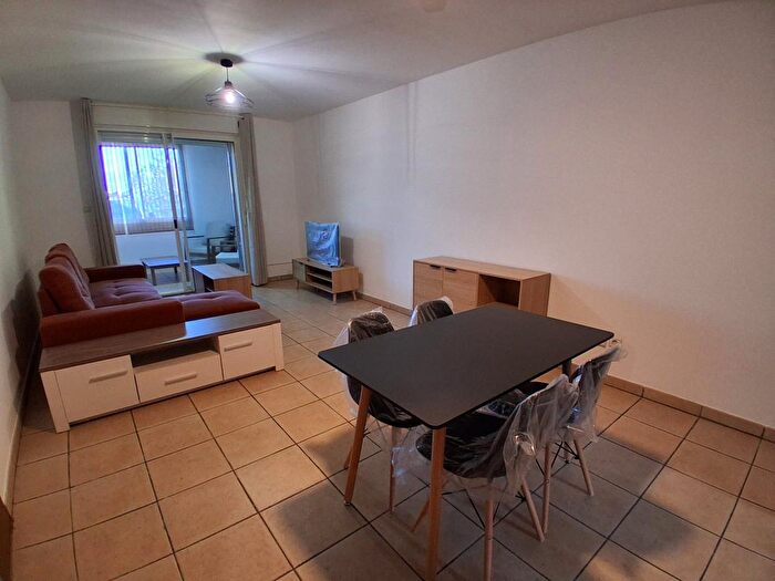 Appartement 2 pièces à Saint-Pierre, Mont Vert les Hauts, Bérive, Les Chênes, à louer