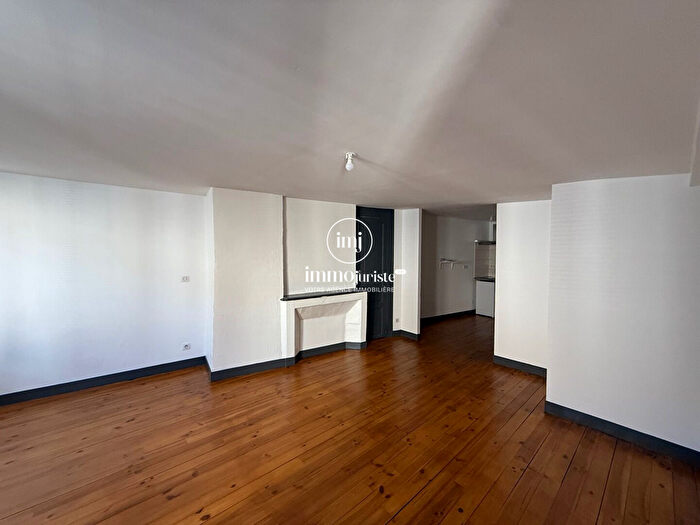 Appartement à louer - Limoges, Centre-ville, Hôtel de Ville, Emailleurs - 1 pièce - 1 chambre