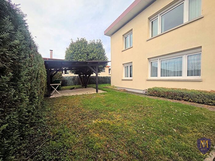 Appartement à vendre - Blotzheim - 4 pièces - 3 chambres