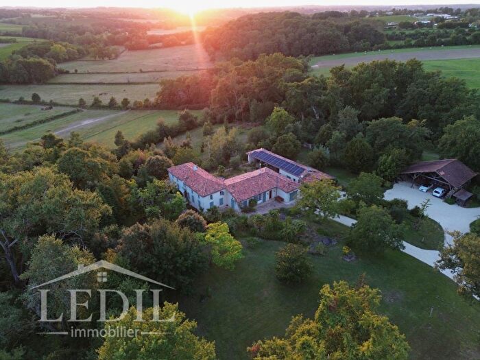 Maison à vendre - Lagraulet-du-Gers - 6 pièces - 5 chambres