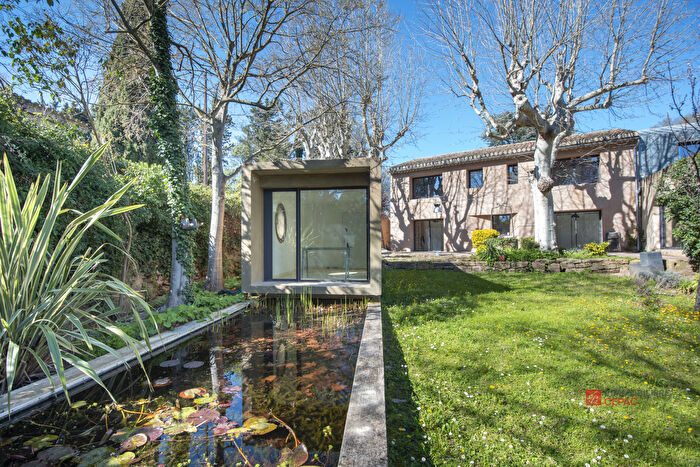 Maison à vendre - Grans - 6 pièces - 5 chambres