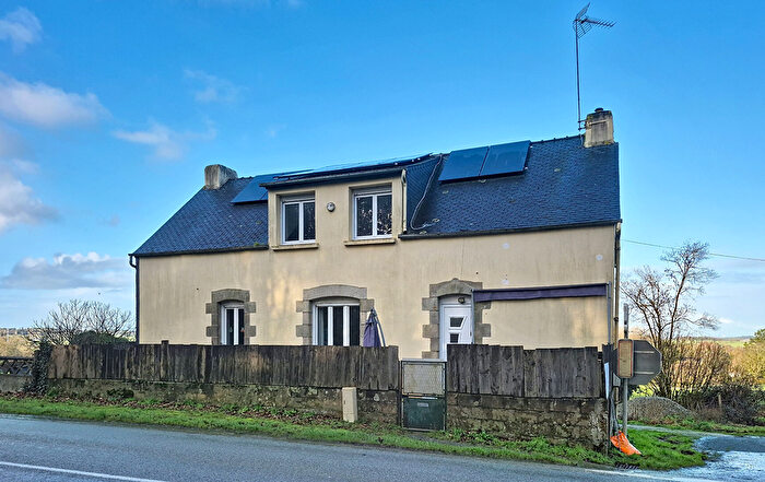 Maison à vendre - Sérent - 5 pièces - 4 chambres