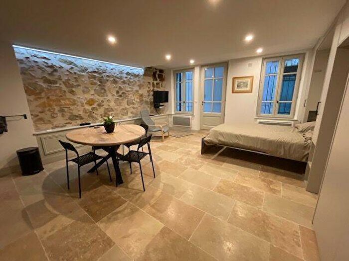 Appartement 1 pièce à Mas de la Capelière-Sambuc-Palunette-Saint Seren, Arles, à louer