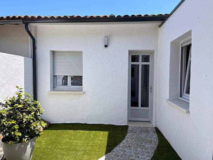 Meschers-sur-Gironde : Maison 5 pièces à vendre
