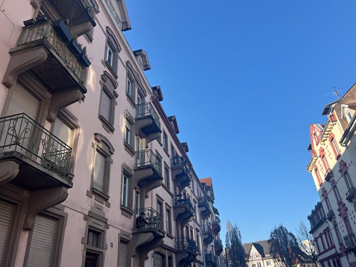 Appartement à vendre - Strasbourg, Neudorf, Saint-Urbain, Landsberg - 2 pièces - 1 chambre