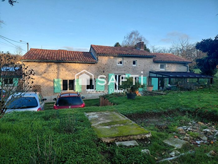 Maison à vendre - Benassay - 4 pièces - 3 chambres