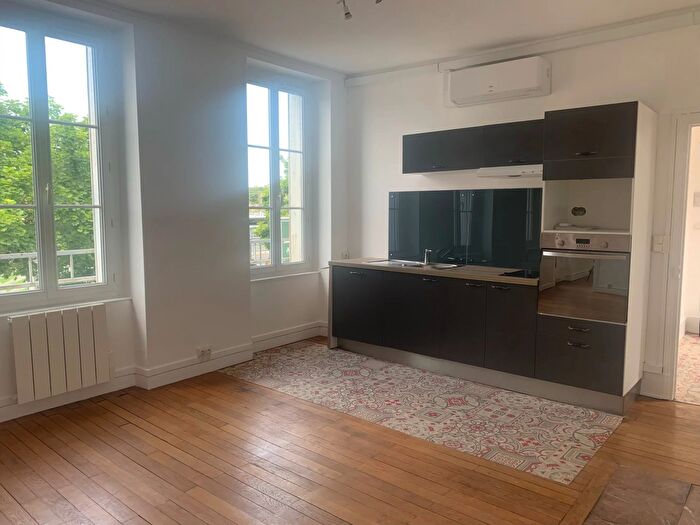 Nevers, Centre-ville : Appartement 2 pièces à louer