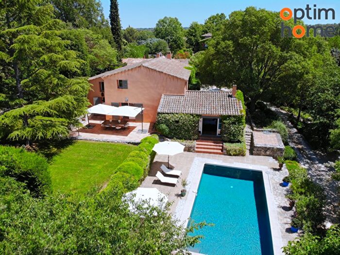 Maison 7 pièces à Aix-en-Provence, Puyricard, Célony, à vendre