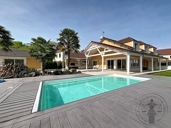 Maison 7 pièces à Angervilliers, à vendre