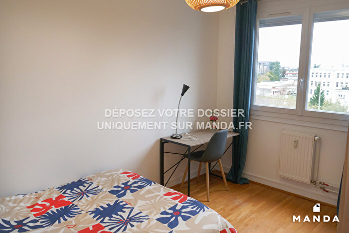 Appartement à louer - Orléans, Gare - 4 pièces - 3 chambres