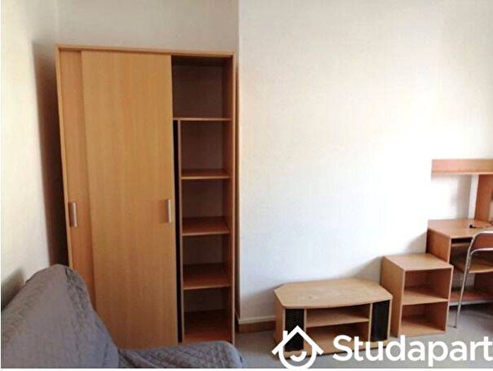 Appartement 1 pièce à Cheminots-Acacias-Faubourg de Lille, Valenciennes, à louer
