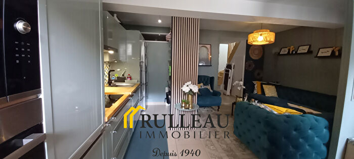 Maison à vendre - Ambarès-et-Lagrave, Centre-ville, Lagrave, Les Erables, Chêne Vert - 4 pièces - 3 chambres