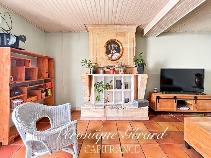 Saint-Médard-de-Guizières - Maison 5 pièces à vendre