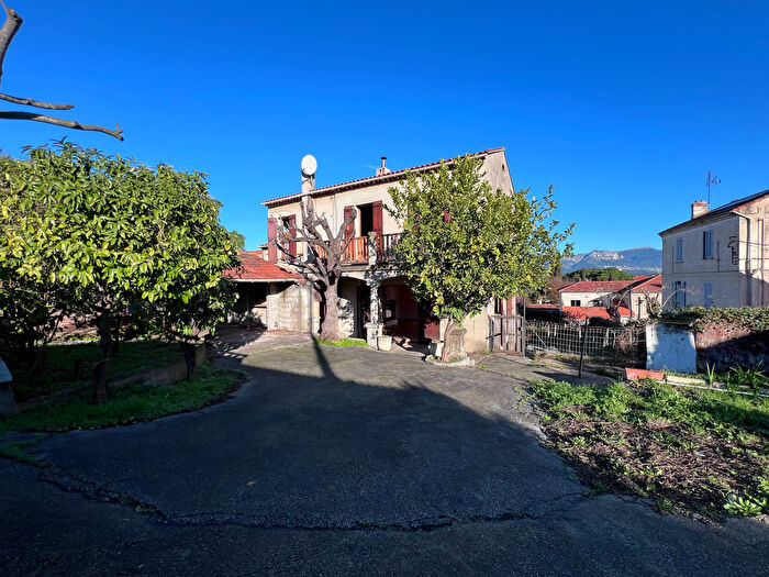 Maison à vendre - La Seyne-sur-Mer, Est - 4 pièces - 3 chambres