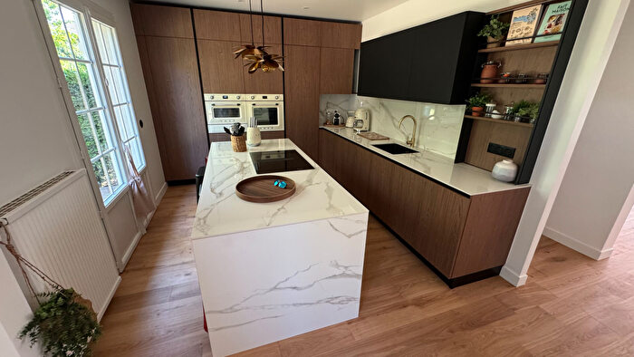 Maison à vendre - Montmorency, Centre Montmorency - 9 pièces - 5 chambres