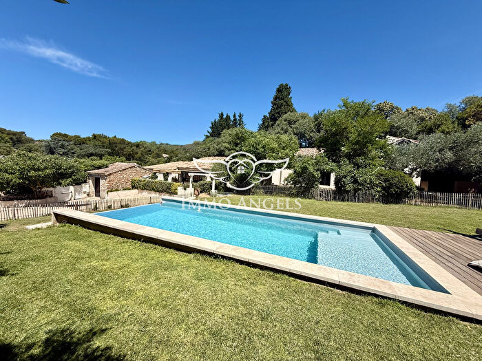 Nîmes, Terres de Rouvière, L'Eau Bouillie : Maison 7 pièces à vendre
