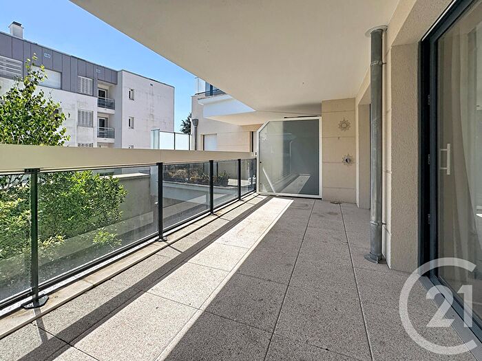 Appartement 3 pièces à Olivet, Centre-ville, à vendre