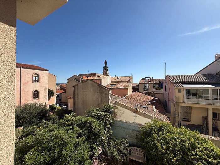 Appartement à vendre - Sète, Saint-Clair - 3 pièces - 2 chambres