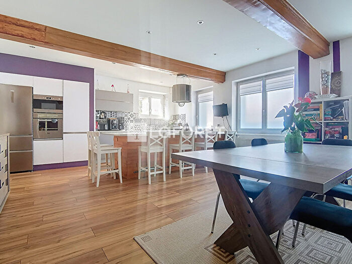 Maison à vendre - Ambérieux-en-Dombes - 7 pièces - 4 chambres