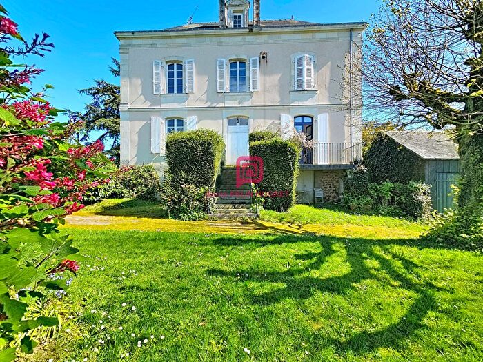 Maison 6 pièces à Saint-Aignan-sur-Roë, à vendre