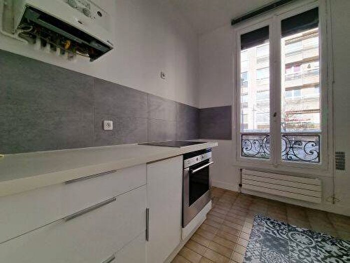 Appartement à louer - Auteuil Sud, Paris ème arrondissement - 2 pièces - 1 chambre