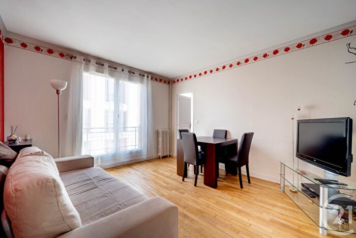 Issy-les-Moulineaux, Centre-ville, Corentin Celton, Les Varennes : Appartement 2 pièces à vendre