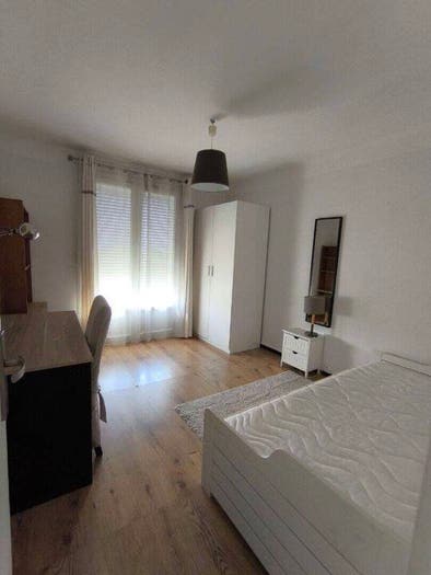Camplanier, Nîmes : Appartement 1 pièce à louer