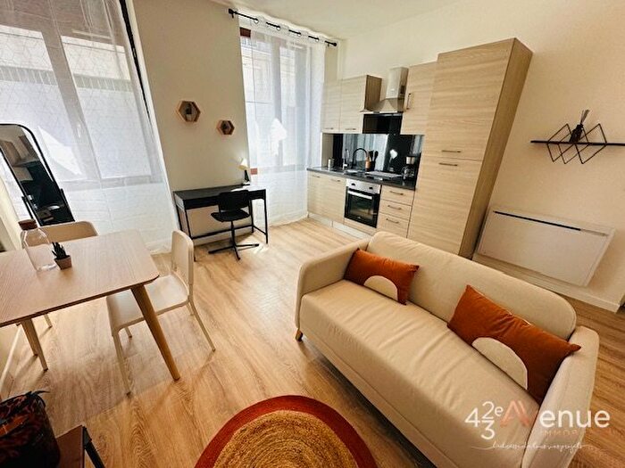 Saint-Étienne, Saint-Roch, Vivaraize, Valbenoite, Centre Deux : Appartement 1 pièce à louer