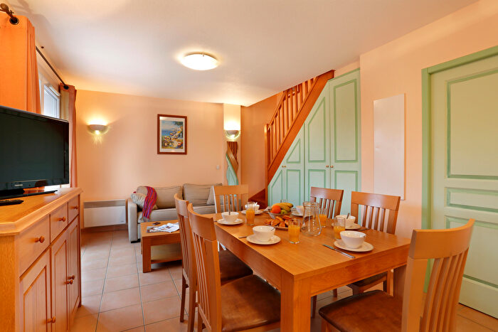 Maison à louer - Tourrettes - 3 pièces - 2 chambres