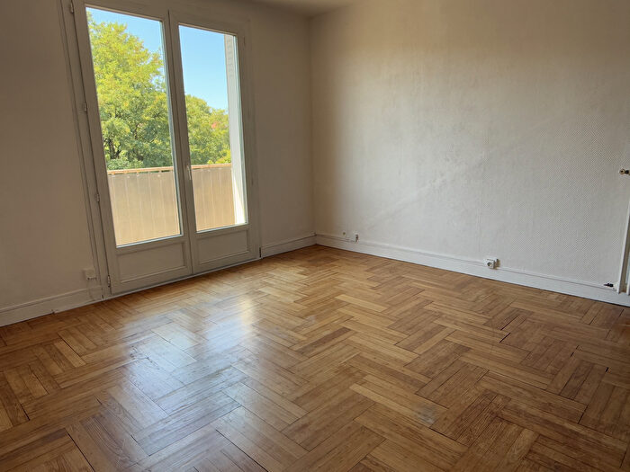 Appartement à vendre - Limoges, Centre-ville, Hôtel de Ville, Emailleurs - 3 pièces - 2 chambres