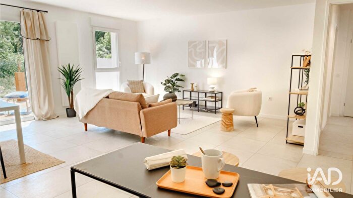 Maison à vendre - Périgny - 5 pièces - 4 chambres