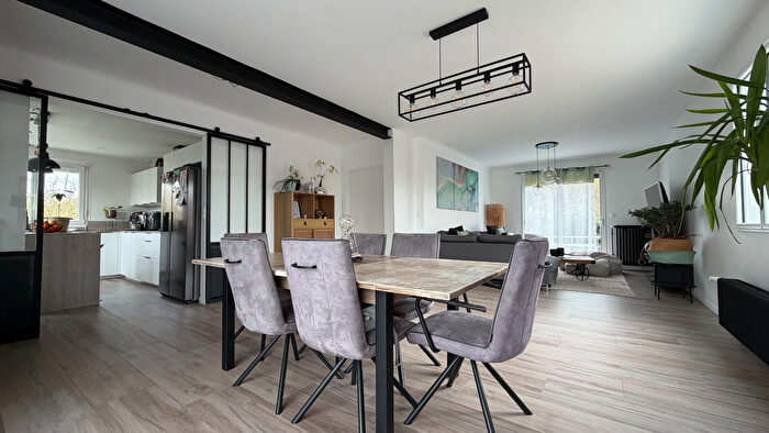 Maison à vendre - Livry-Gargan, Centre-ville - 9 pièces - 4 chambres