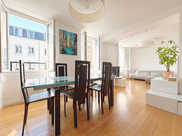 Vincennes, Centre Nord : Appartement 4 pièces à vendre