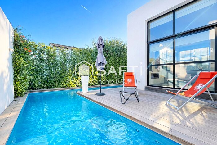 Maison à vendre - La Ciotat, Saint-Hermentaire, Les Séveriers, La Salle - 5 pièces - 4 chambres