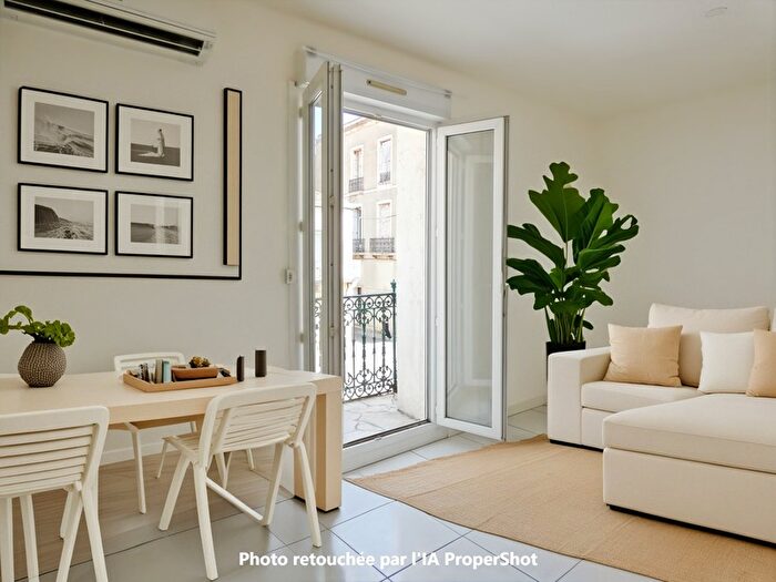 Appartement à vendre - Frontignan, La Ville - 3 pièces - 2 chambres