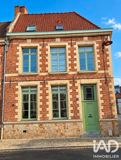 Centre-Neuf Bourg-Quesnoy-Delsaux-Musée-Cannoniers-Gare, Valenciennes - Maison 5 pièces à louer
