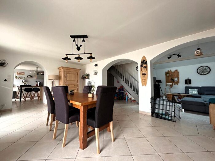 Athée - Maison 7 pièces à vendre