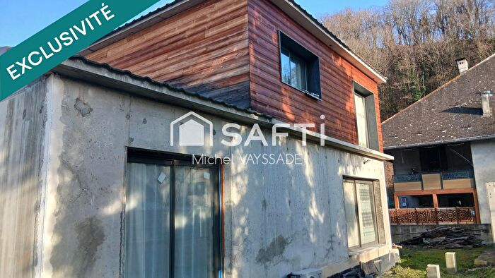 Maison à vendre - Aiton - 4 pièces - 3 chambres