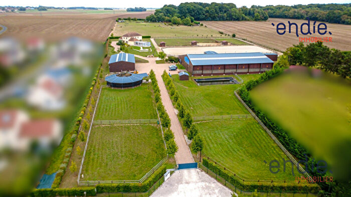 Maison 7 pièces à Pacy-sur-Eure, à vendre