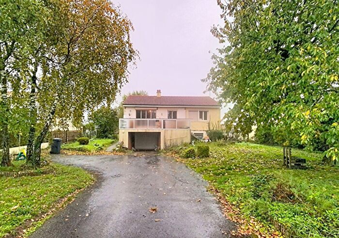 Maison à vendre - Sainte-Hermine - 5 pièces - 3 chambres