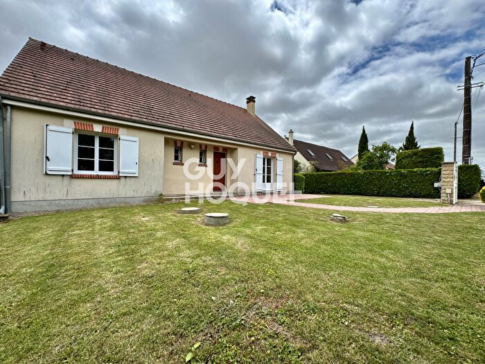 Maison 6 pièces à Attray, à vendre