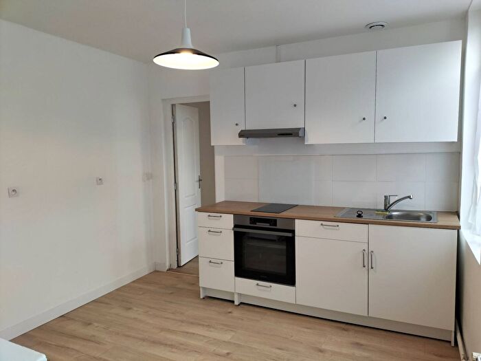 Appartement à louer - Centre Ville Sud, Denain - 3 pièces - 2 chambres