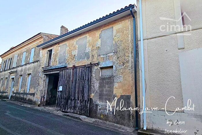 Maison à vendre - Étauliers - 2 pièces - 1 chambre