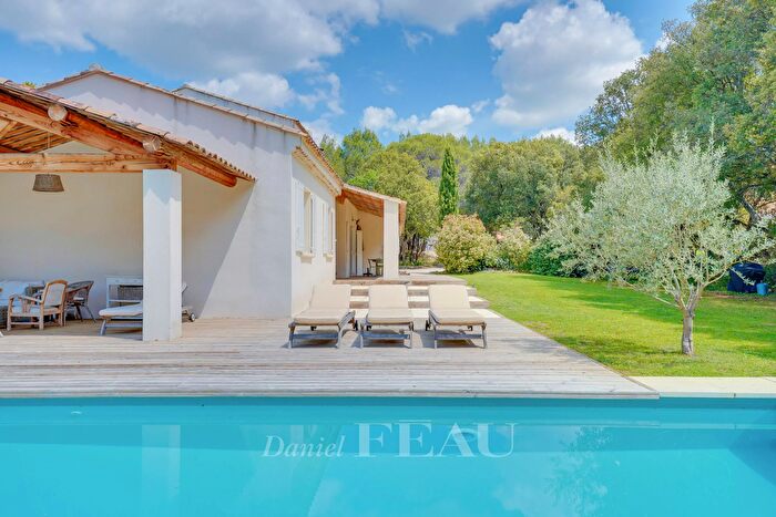 Aix-en-Provence, Les Milles : Maison 9 pièces à vendre