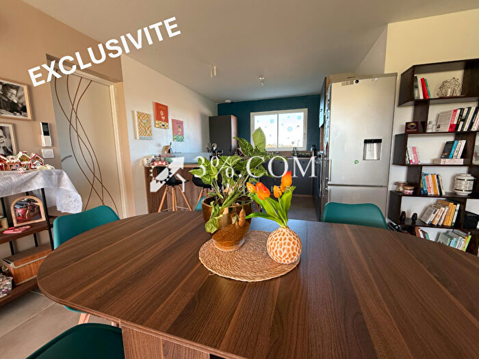 Maison à vendre - Port-dEnvaux - 5 pièces - 4 chambres