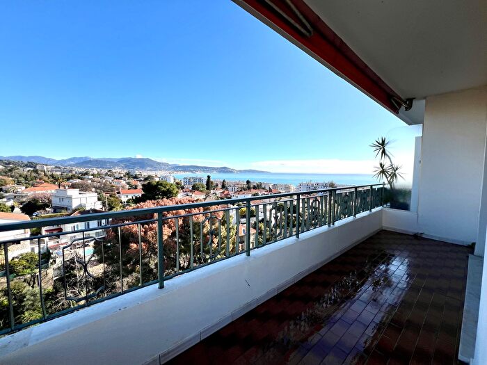 Appartement à vendre - Nice, Caucade - 2 pièces - 1 chambre