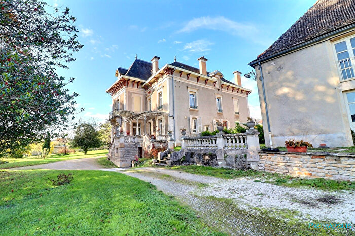 Beaune : Maison 12 pièces à vendre